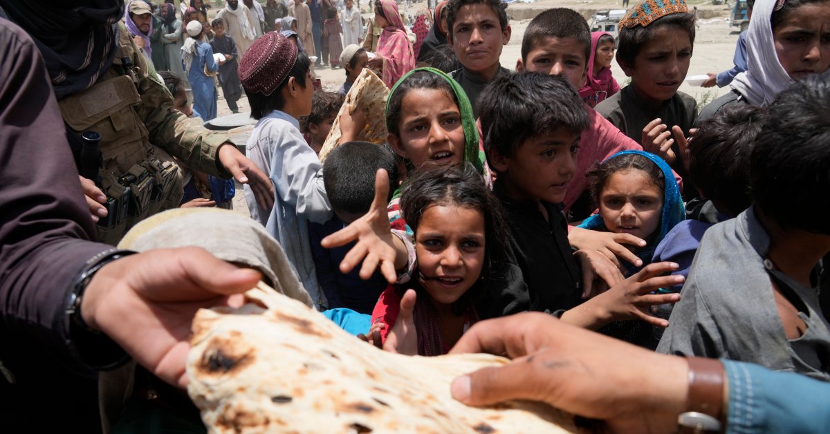 Inflation after Ukraine war pushes 71 million more into poverty - Shia ...