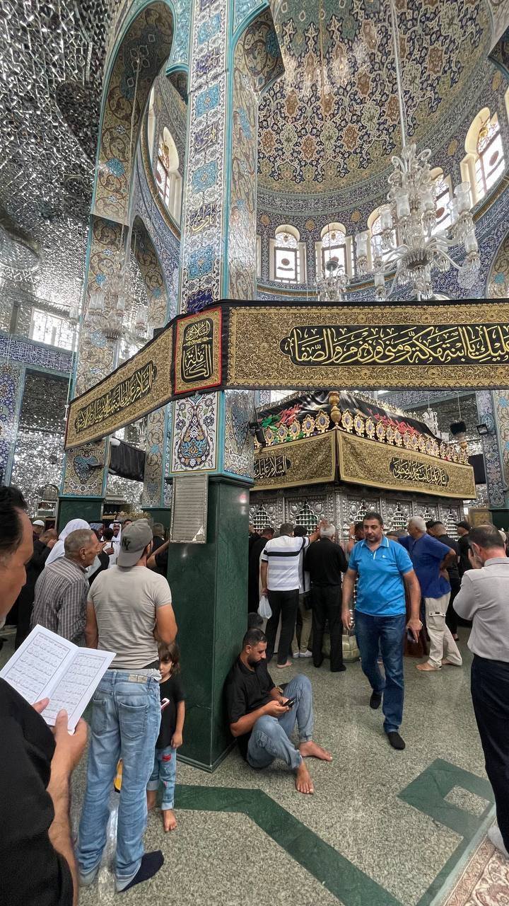 The Holy Shrine of Lady Zainab ( peace be upon her) crowded with ...