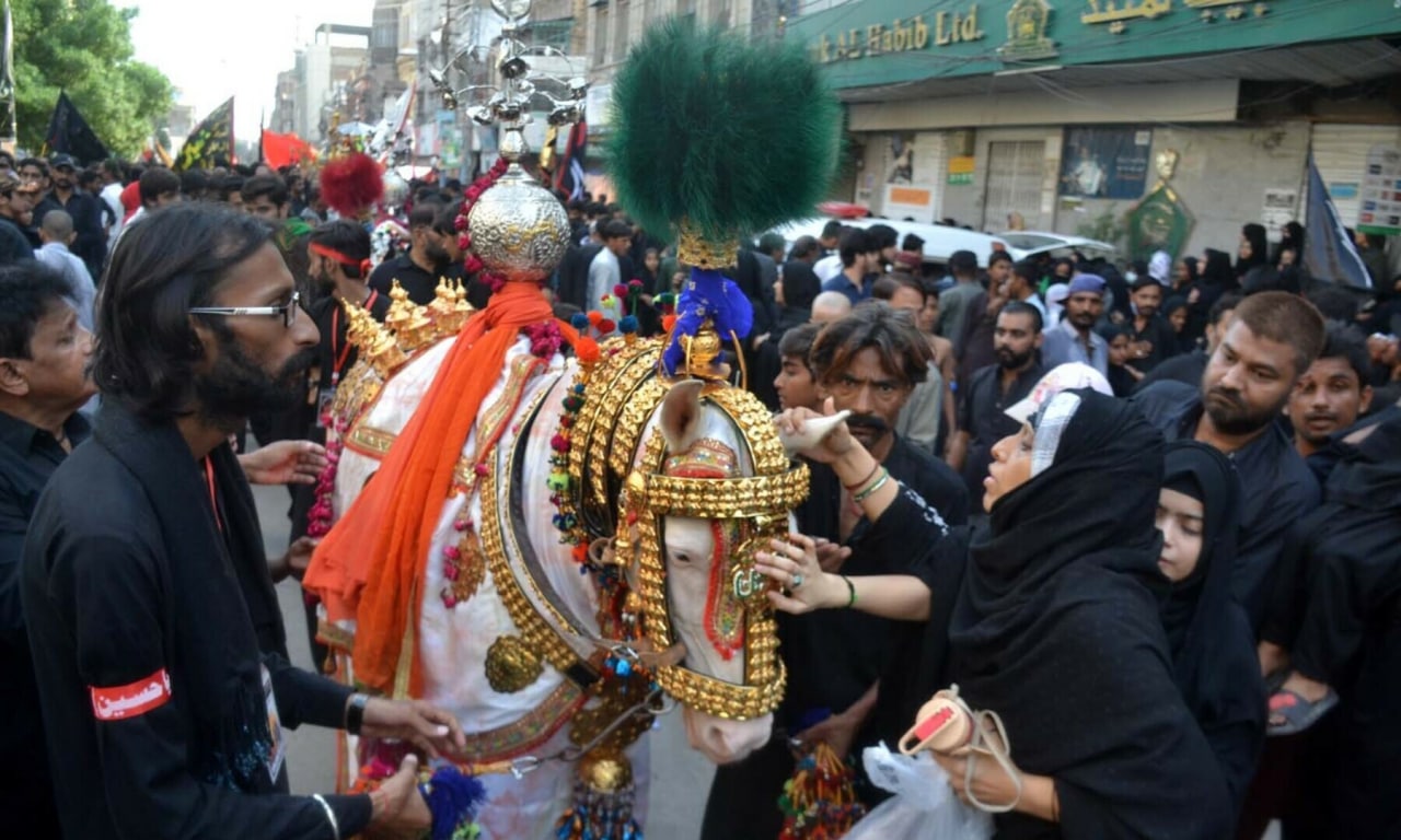 India: Shia Muslims express sadness for not being able to commemorate ...