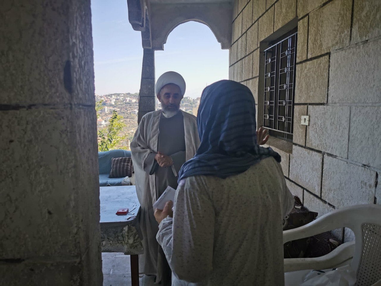 Financial gifts from the Office of Grand Ayatollah Shirazi in Beirut to ...