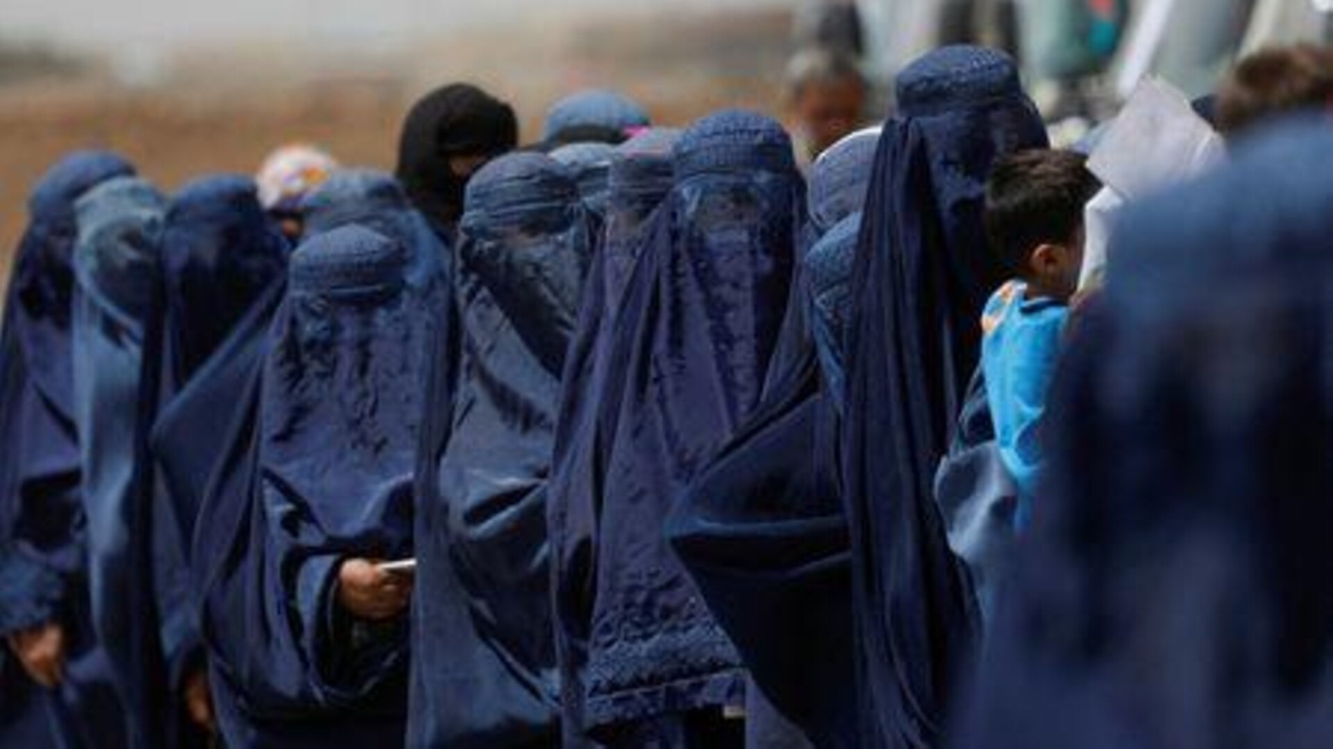 U.N. aid chief raises women's rights concerns with Taliban in Afghan ...