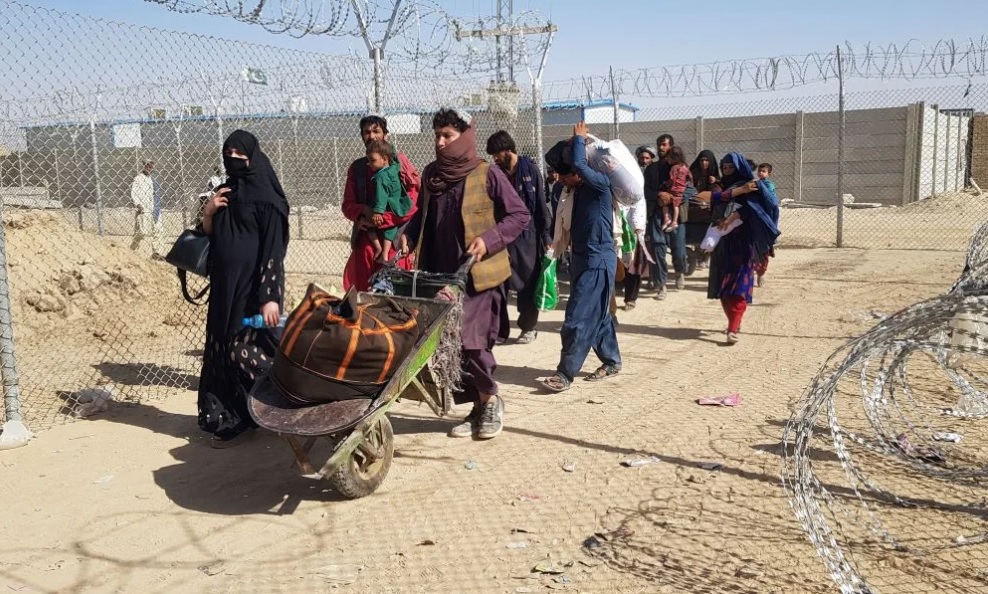 Unknown fate of 28 Shia Hazara travelers on the Afghan-Pakistani border ...
