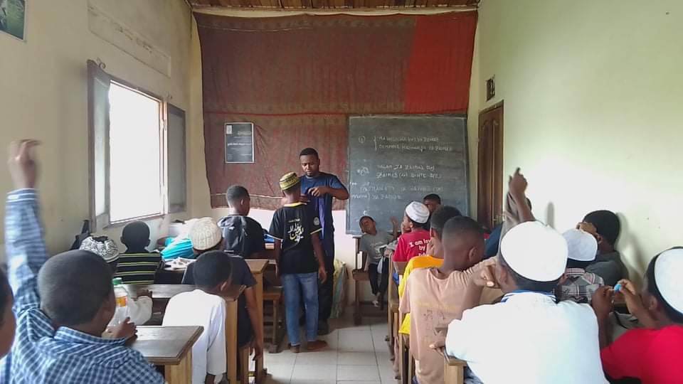 Madagascar-based office of Grand Ayatollah Shirazi honors orphan ...