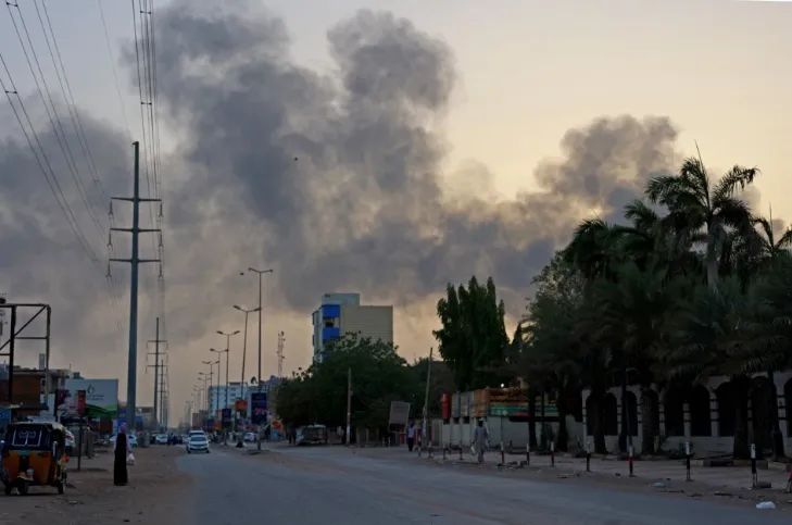 Airstrikes, artillery fire hit Khartoum as fighting between rivals ...
