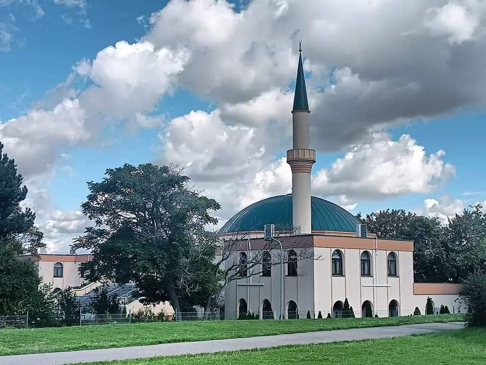 Anti-Muslim racism, Islamophobia in Austria in 2022 - Shia Waves