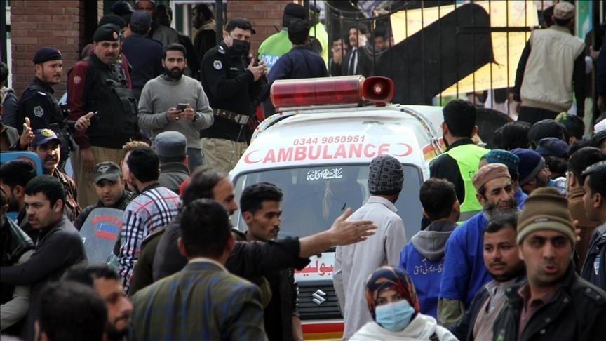 Pakistan: Live mortar shell blast kills 8, including children, women ...