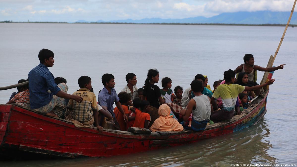 Desperate Rohingya escaping Myanmar, Bangladesh by boat despite rising ...