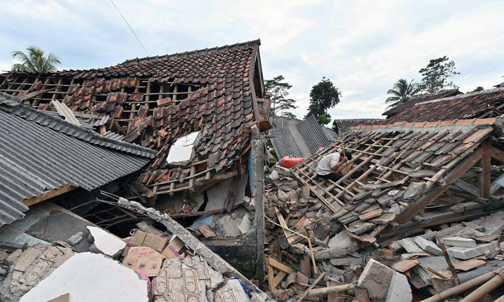 5.8-magnitude earthquake jolts 106 km SE of Modisi, Indonesia - Shia Waves