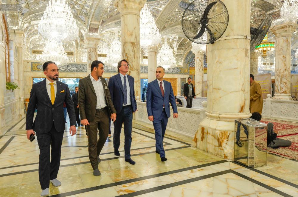 UNESCO mission to Iraq visits Holy Shrine of Imam Ali in Holy Najaf ...