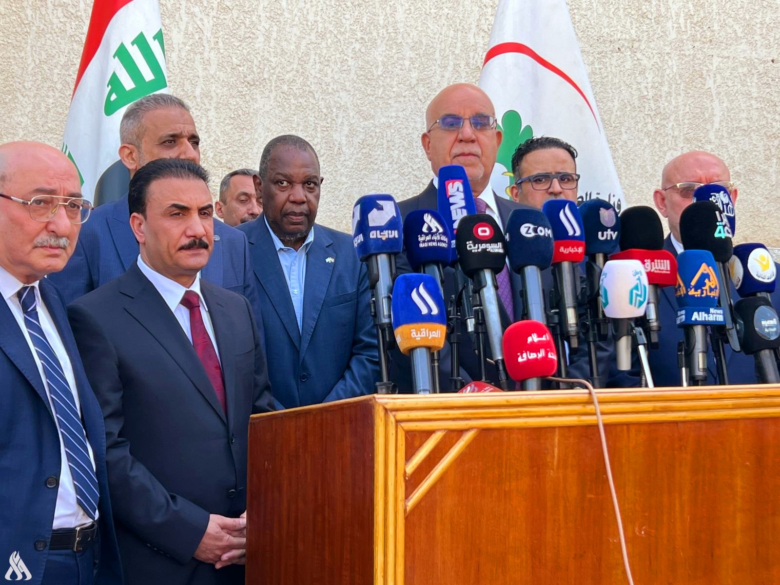 Iraq launches nationwide campaign to vaccinate 7M school children ...