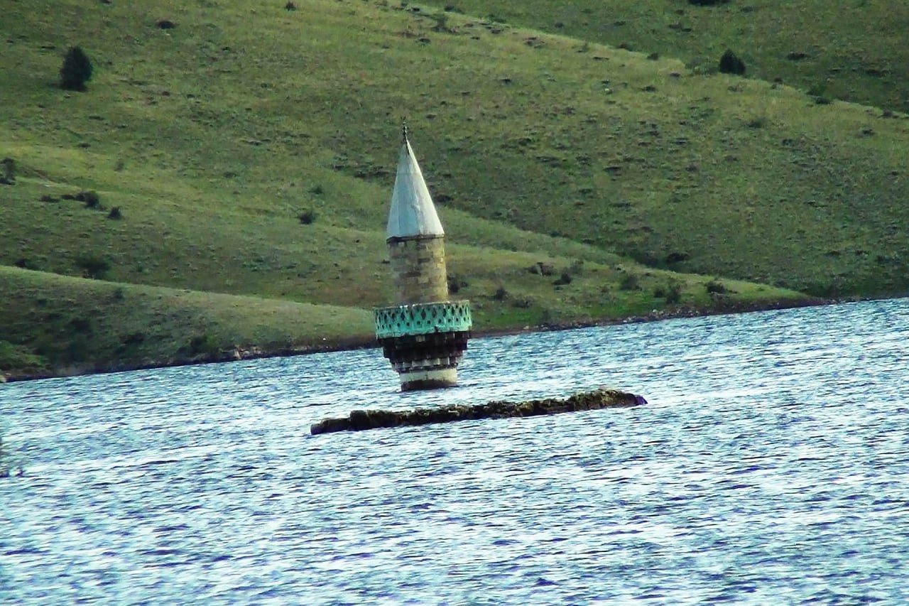 Turkey: 100-year-old mosque's minaret survives as water submerges ...
