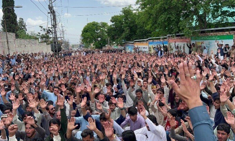Protest in Lahore Against Violence in Parachinar - Shia Waves