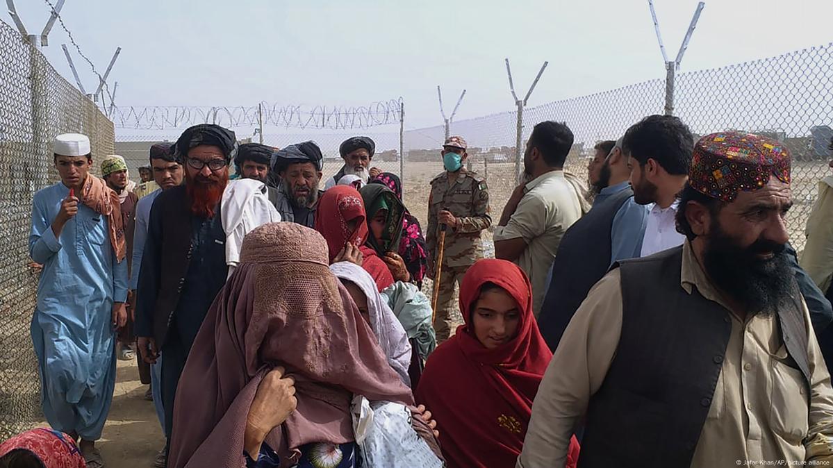 Amid worsening economic conditions, over 72,000 Afghans flee to Iran ...