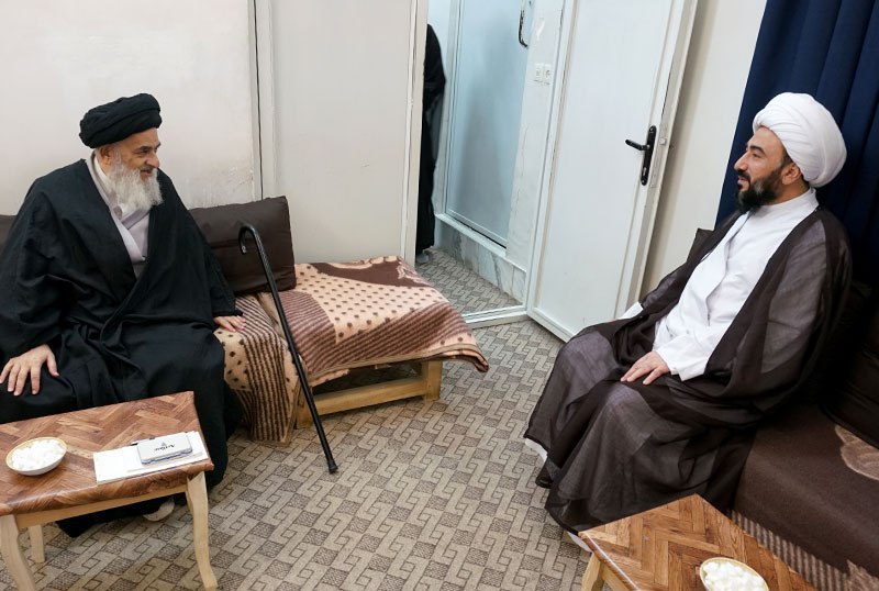 Grand Ayatollah Shirazi discusses Islamic World issues with head of ...