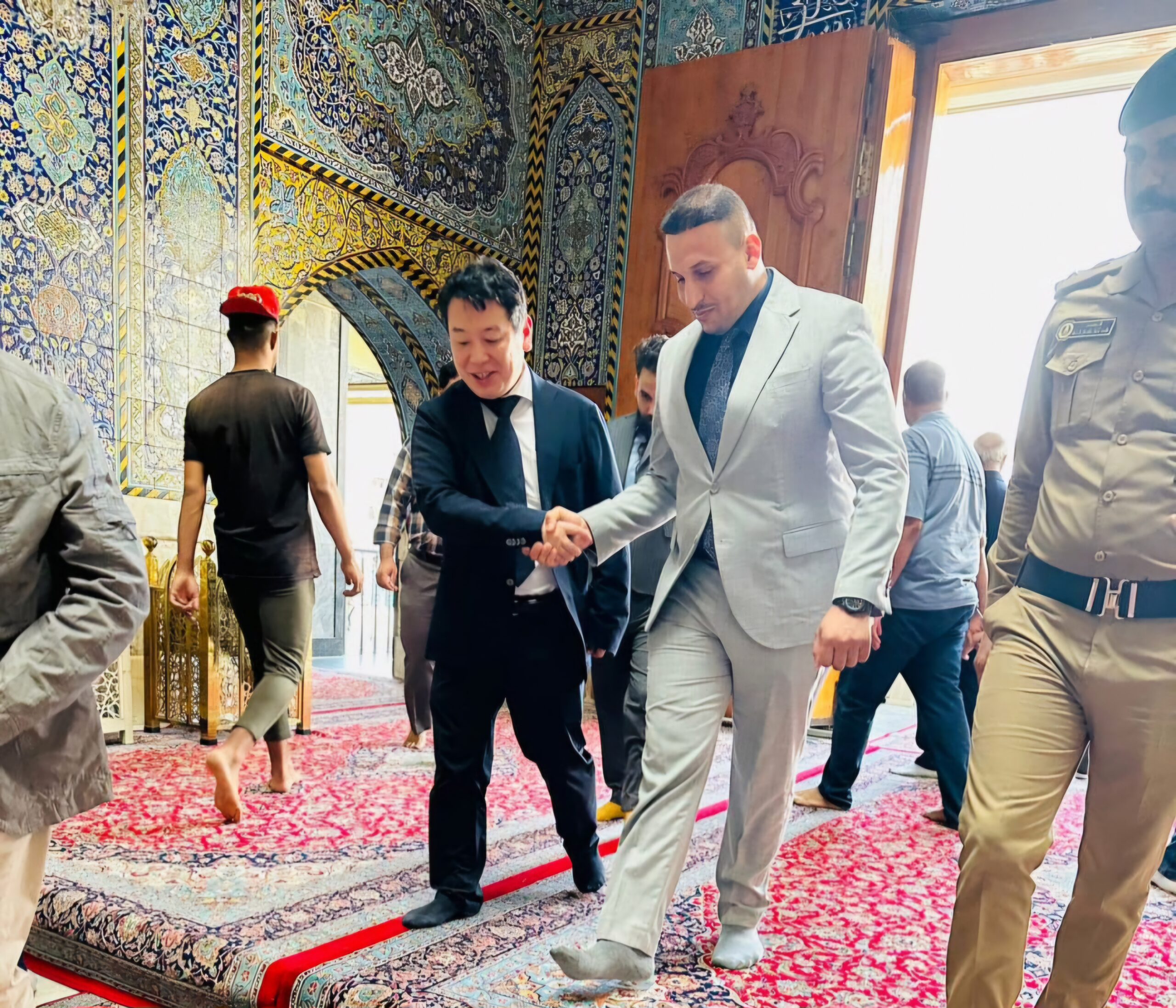 Japanese diplomat expresses admiration for Holy Shrine of Imam Hussain ...