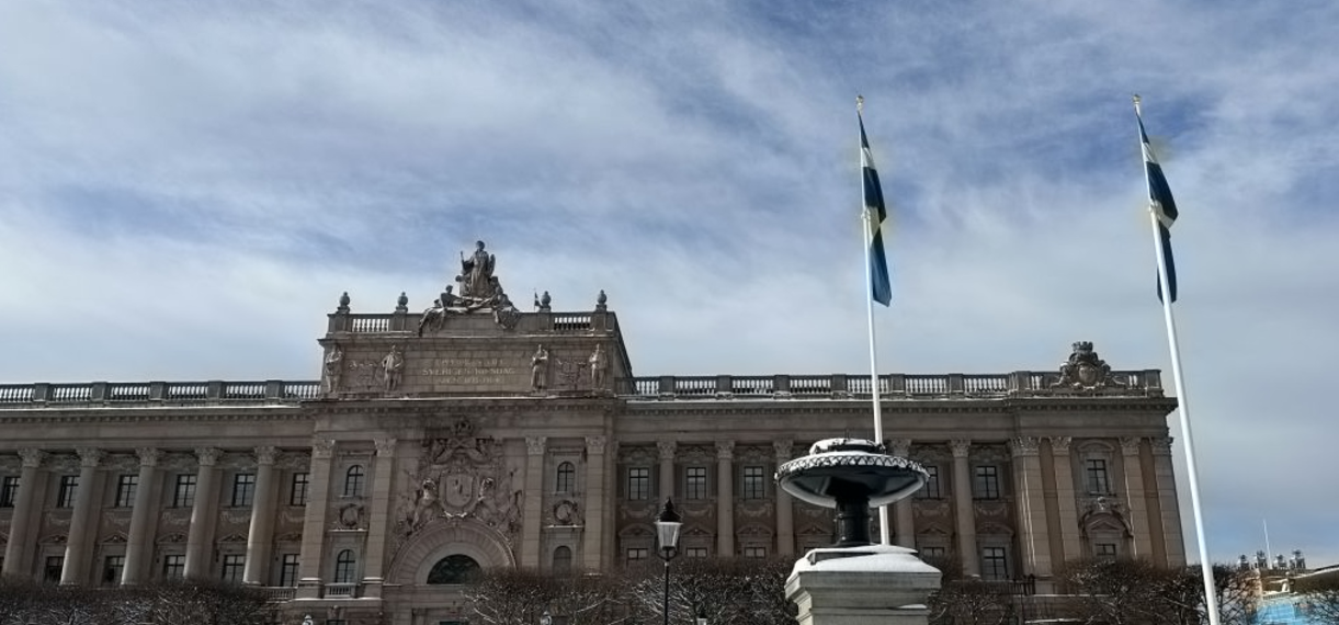 Sweden's AI Welfare System Faces Discrimination Allegations - Shia Waves