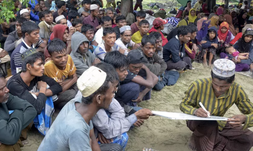 Over 260 Rohingya Refugees Land in Aceh After Days at Sea - Shia Waves
