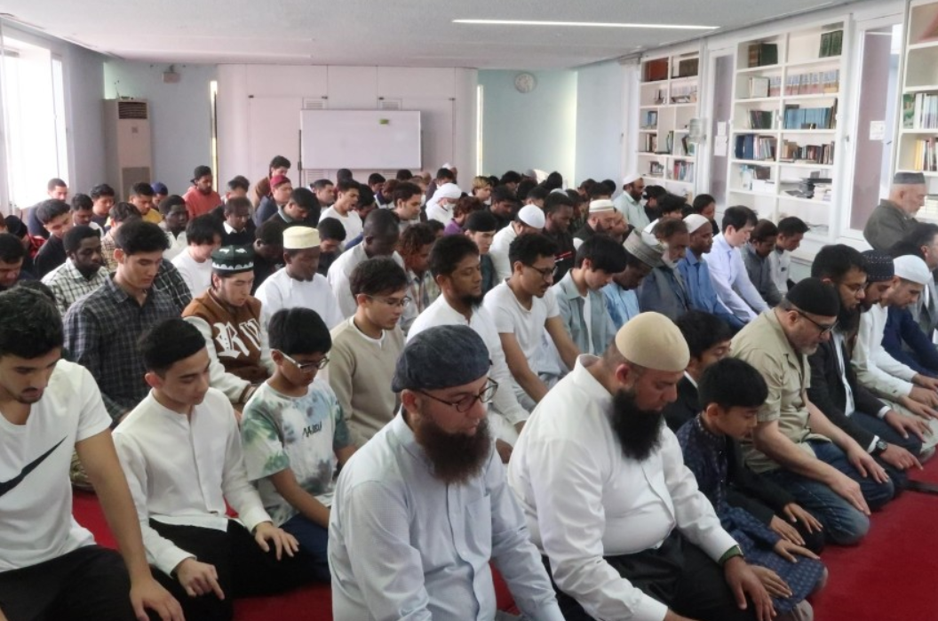 Rising Demand for Muslim Burial Plots in Japan - Shia Waves