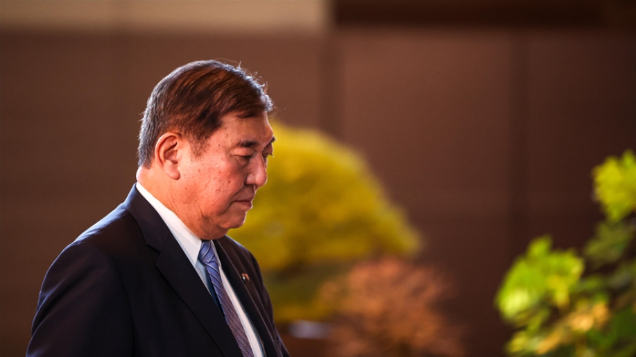 Japanese Prime Minister Proposes AI Legislation Amid Rising Concerns ...