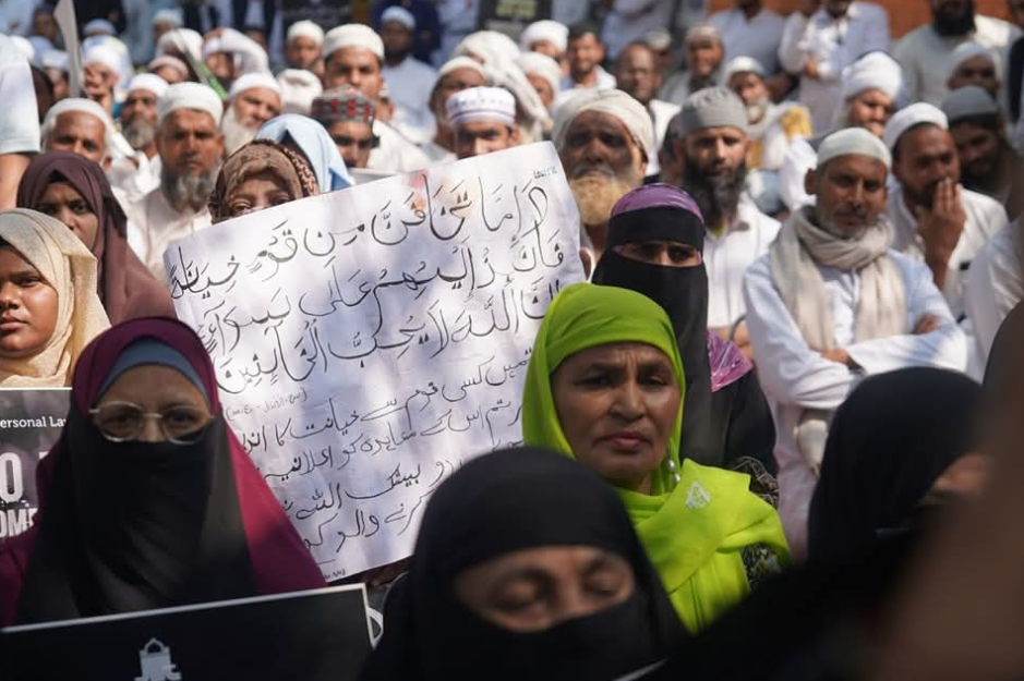 Delhi Witnesses Massive Protest Against Waqf Bill - Shia Waves